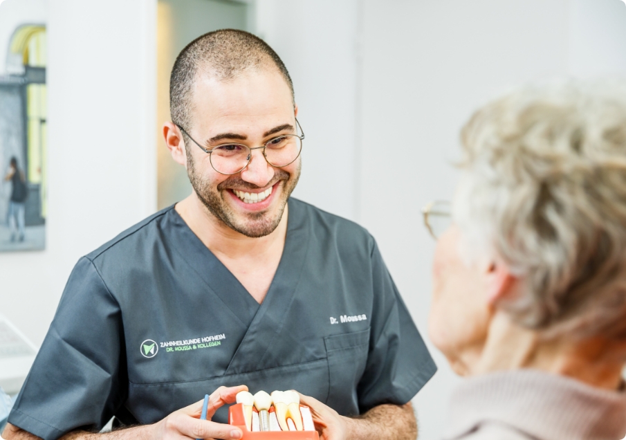 Zahnärztin — Ellen Bär